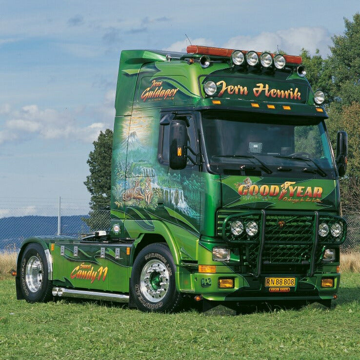 【予約】2021年1月-3月以降発売予定Guldager Sweet Candy 11 Volvo FH01 Globetrotter XL ...